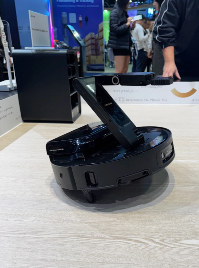 Robot elektrikli süpürgelerde yeni bir dönem: Bacaklar, kollar ve daha ...