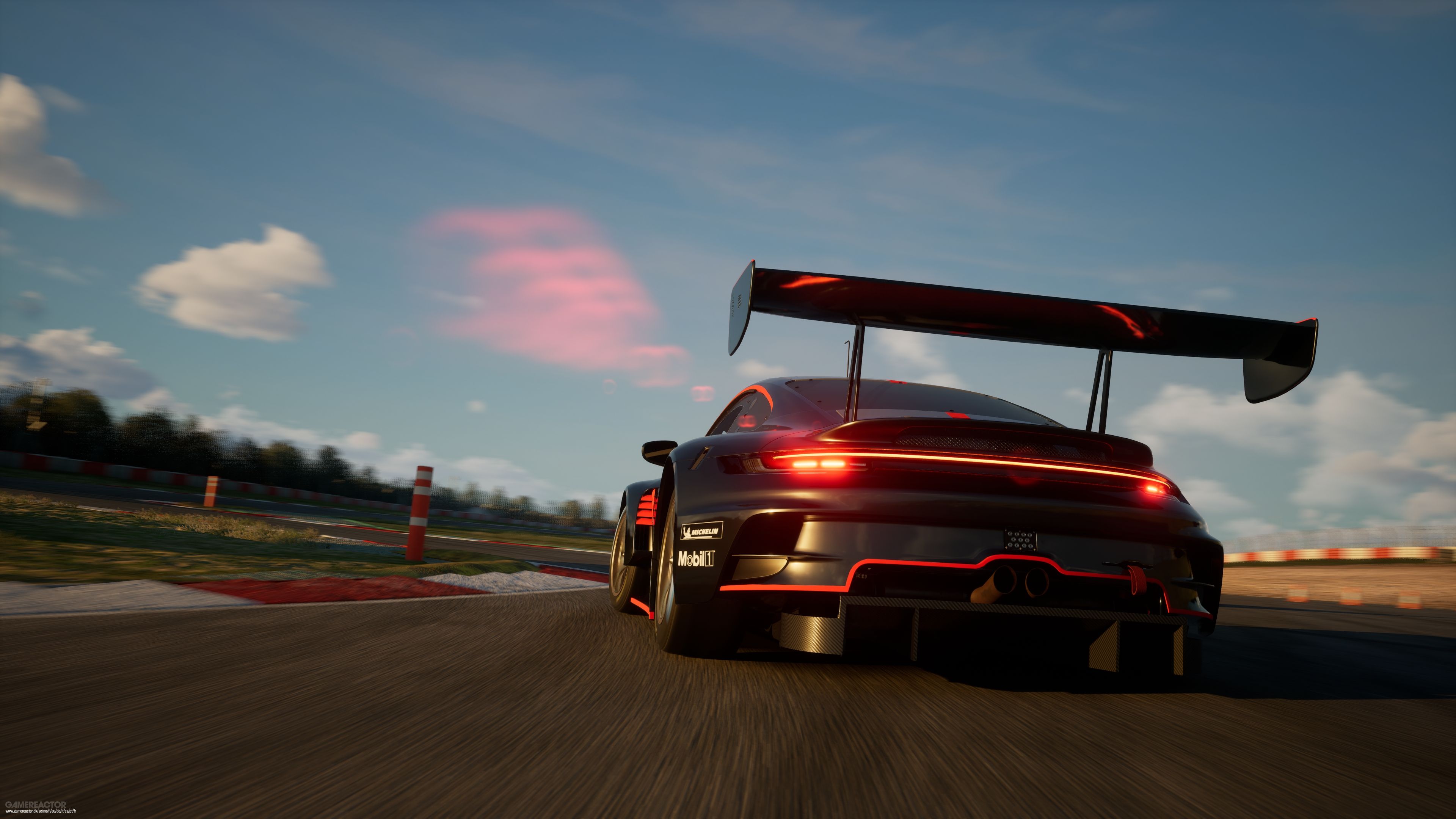 Rennsport Röportaj: Gelecek vaat eden simülatör yarışçısının ...